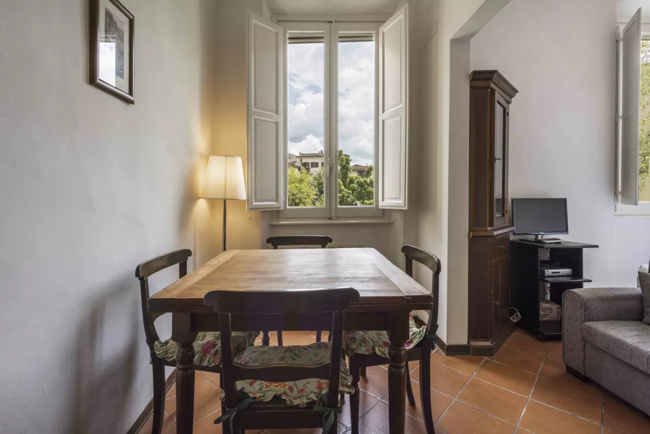 Classic Florence Studio - MMega Homes & Villas